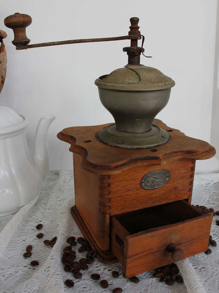 Antike Kaffeemühle 'Zasenhaus' - BLUE COTTAGE shop