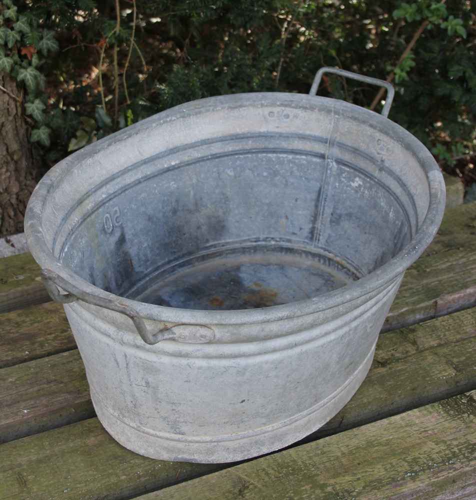 kleine alte Zinkwanne - jetzt im BLUE COTTAGE shop